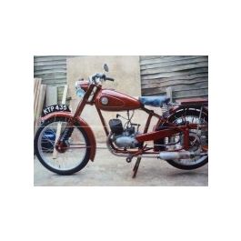 1954-JAMES-COMET-SOLD